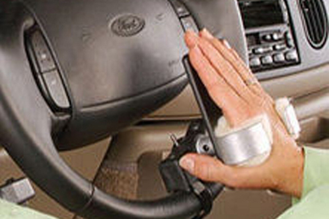 Can paraplegics drive? Let's find out! - Rolstoel